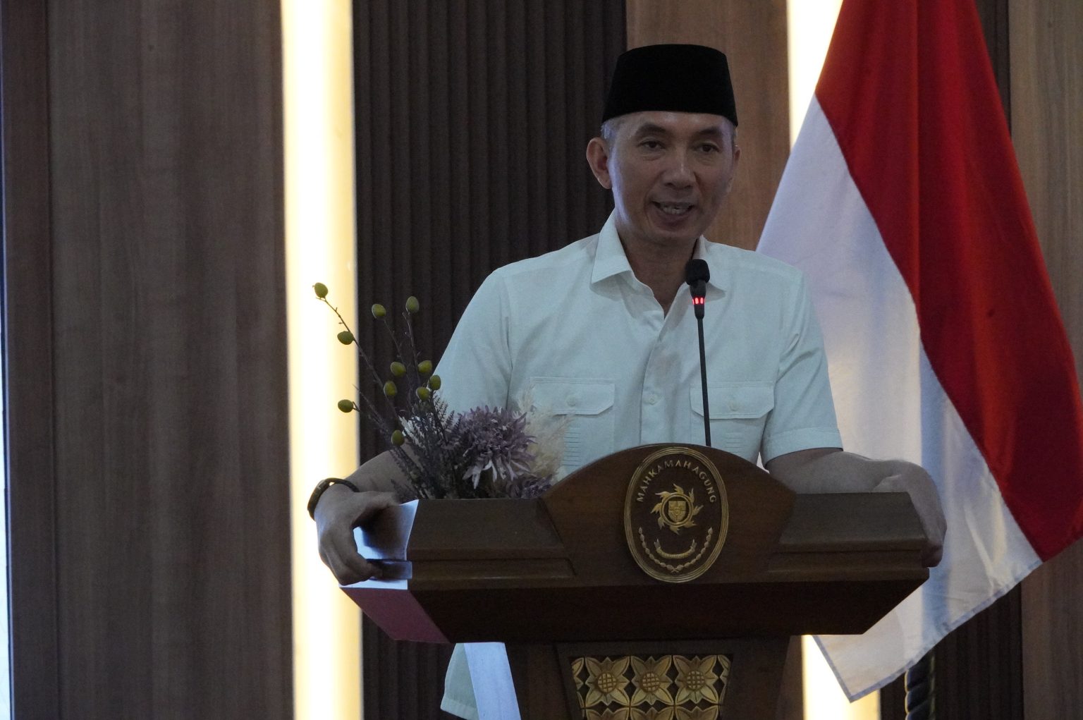 Halal Bihalal sebagai Titik Balik Etik: Dari Silaturahmi Menuju ...